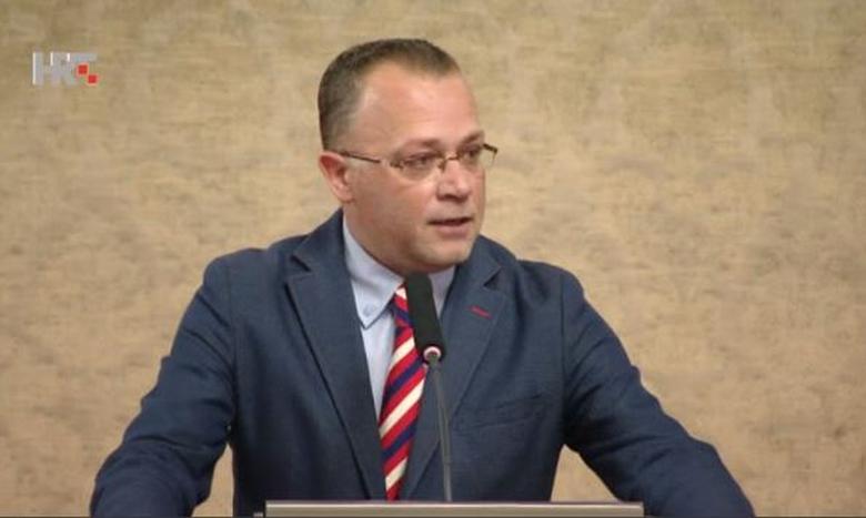 Hasanbegović: Potpuno je besmisleno pitanje zašto je bivši ministar ...