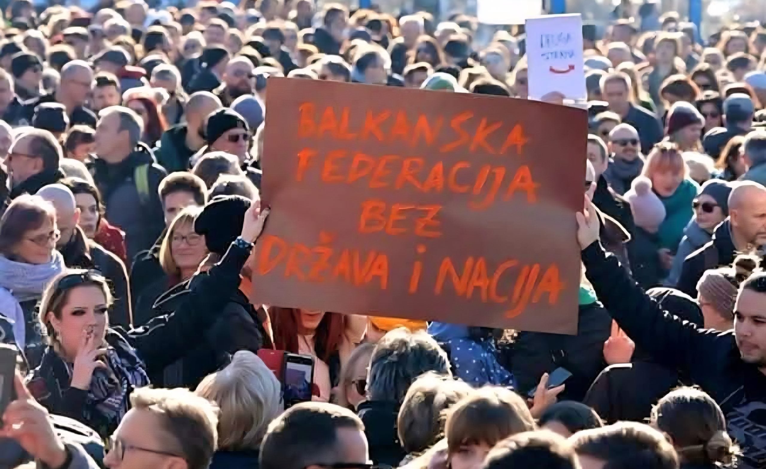 Domovinski pokret: Antifašistički marš razotkrio nostalgiju za ...